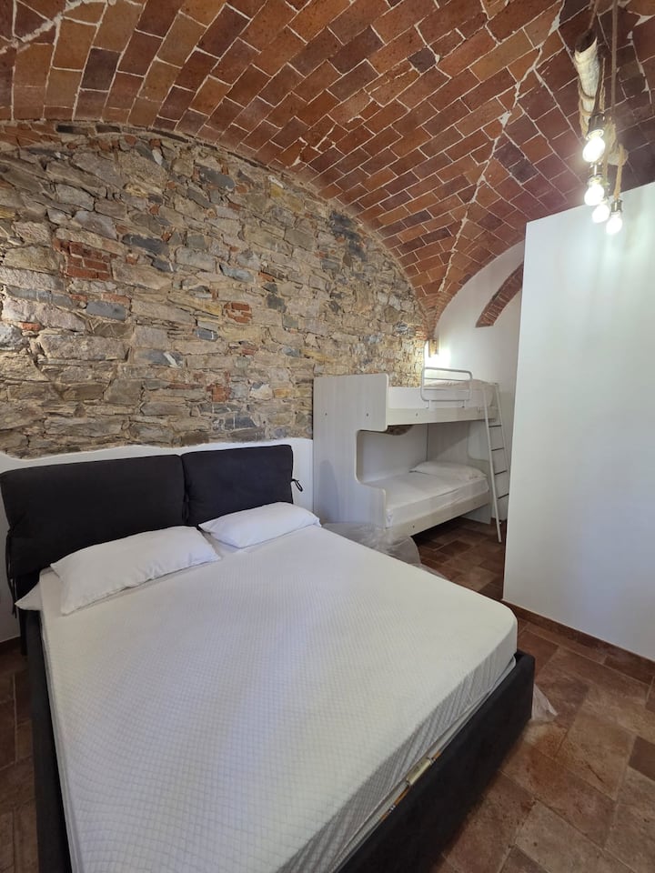 Two-room Flat With A View Near The Sea Follonica - Follonica