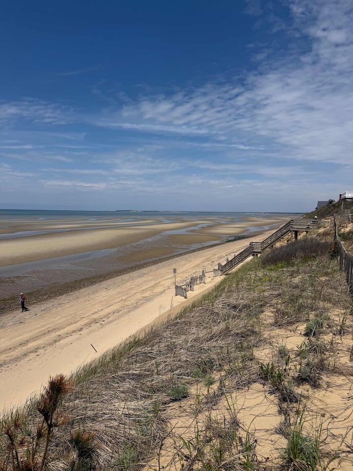 New 2026 Charming Eastham Retreat Within Walking D - Wellfleet, MA