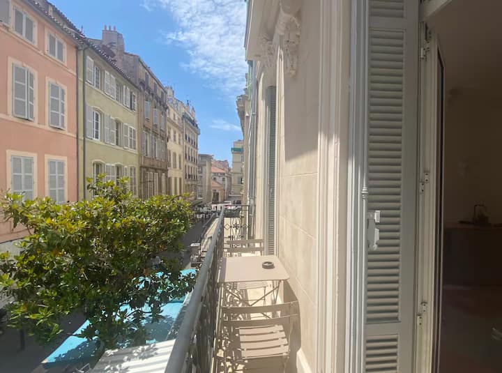 Appartement Calme Avec Balcon Et Terrasse - Marseille