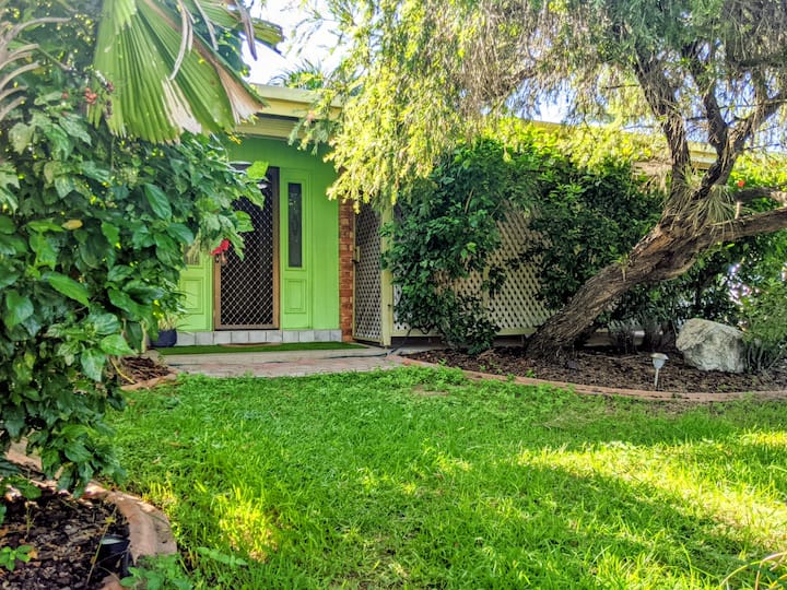 Private Room With Ensuite - Quiet Cul-de-sac - Townsville