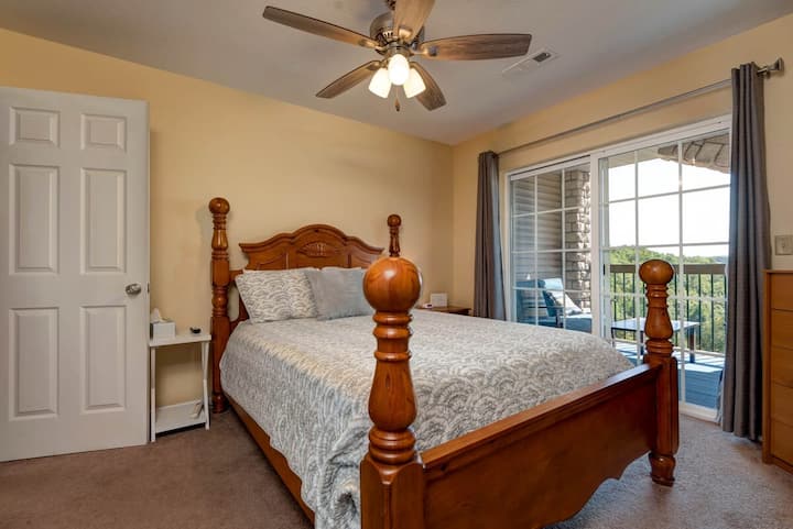 24-6 Serenity Escape Penthouse W/indoor/outdoor Po - 密蘇裡州