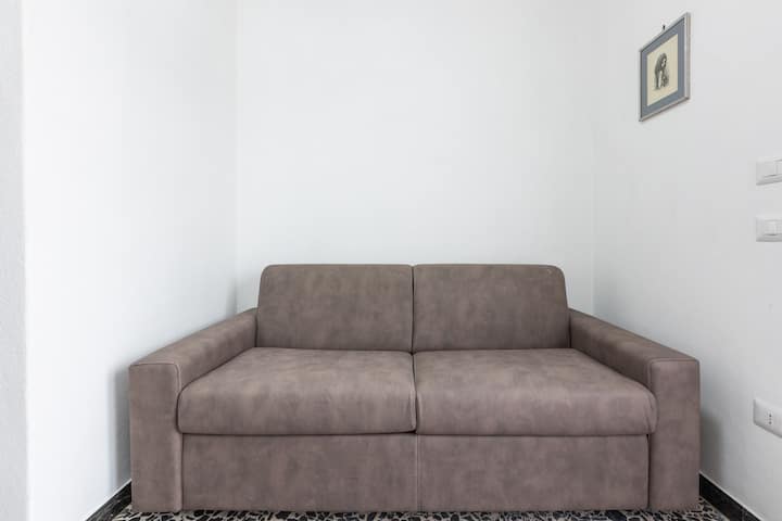 Guesthost - Sant'antioco Grazyhome Apartment - Sant'Antioco