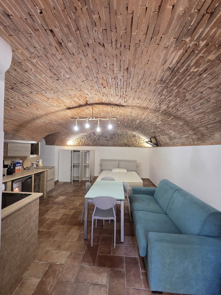 Comfort Studio Apartment With Garden Near The Sea - Follonica
