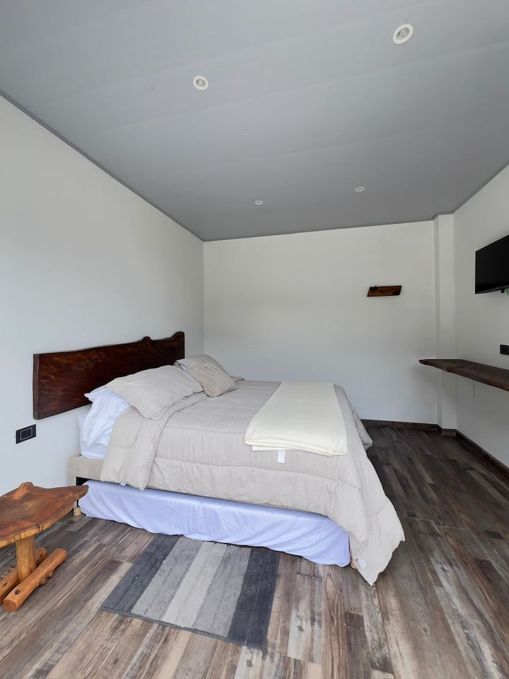 Cabañan°1
Con Jacuzzi
(Capacidad Hasta 4 Personas) - Garagoa