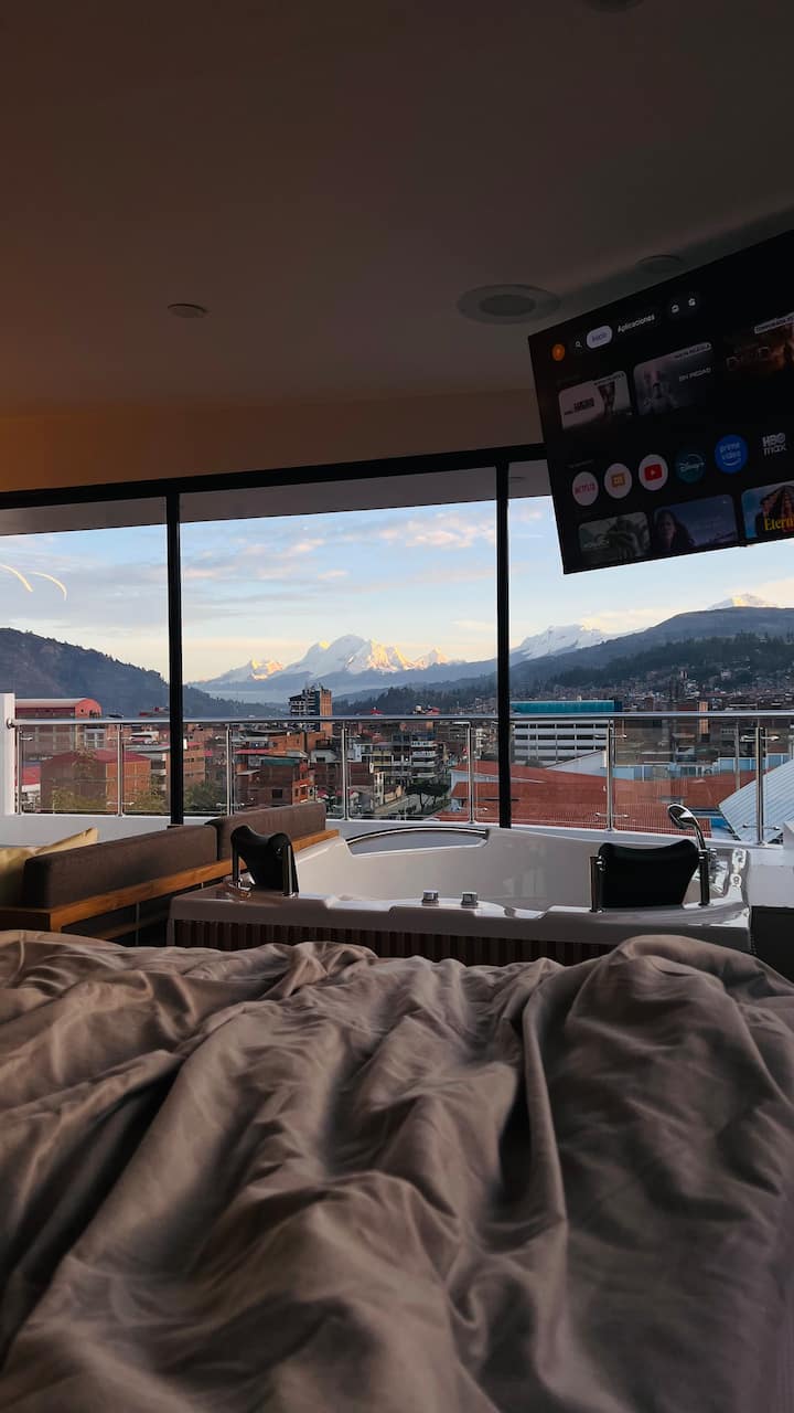 Suite Alameda, 
Jacuzzi Con Vista Al Huascarán - Huaraz