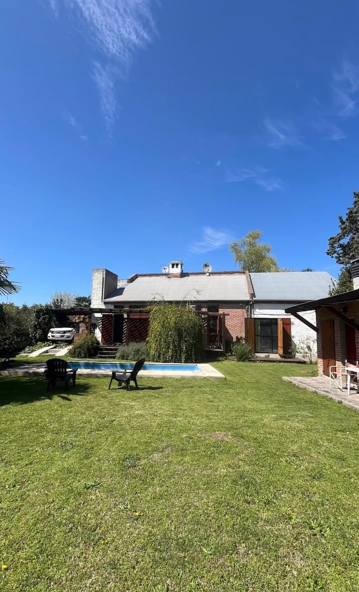 Quinta Rivadavia - Azul