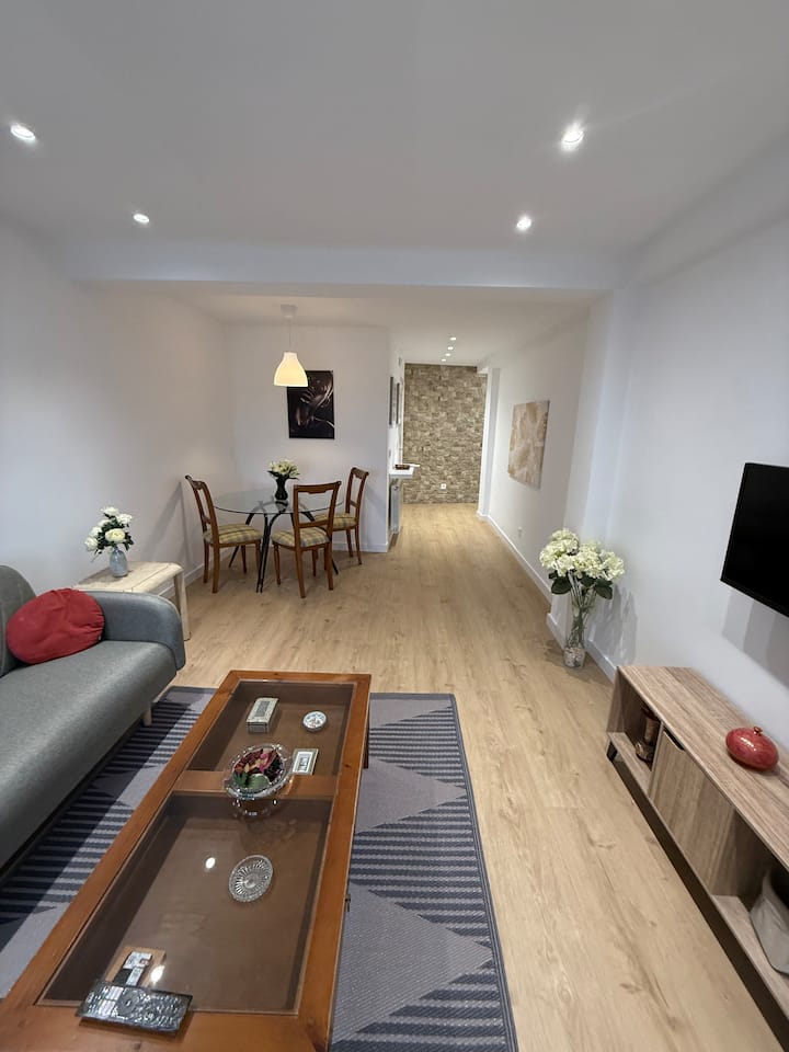 Piso Céntrico Junto A Estaciones De Tren Y Bus - Simancas