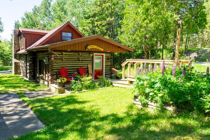 Goose Creek Log Cabin 2.0 - Tobermory