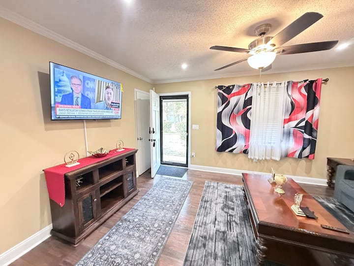 Newly Remodeled Home Near  Florida Emerald Coast - Crestview, FL