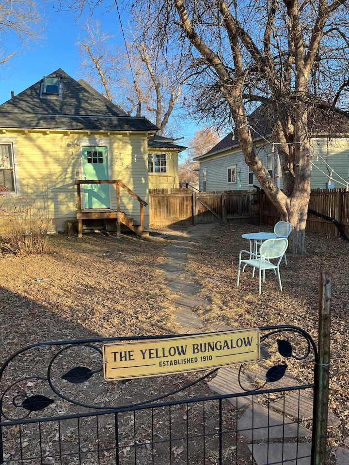 Cozy, Sunny Studio In Old Town Longmont - Longmont, CO