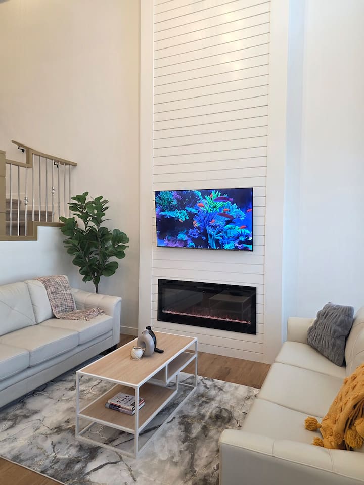 Fort Casamingos 3 Bedroom Beautiful Home - Fort Saskatchewan