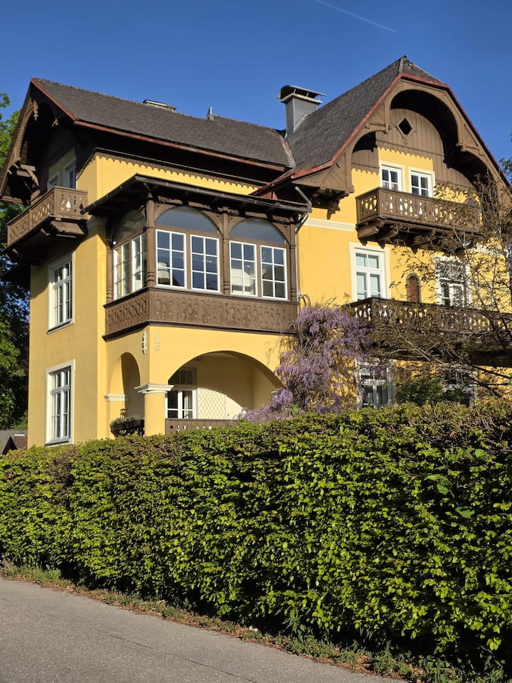 Villa Mila: Elegant Apartment In Central Bad Ischl - Attersee