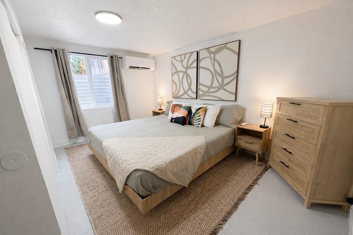 5th Street Hideaway - Eagle Island State Park, Eagle