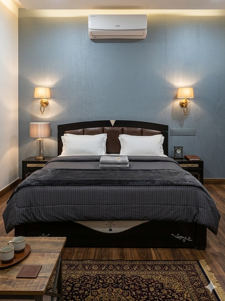 Tapovan Retreat - Mathura