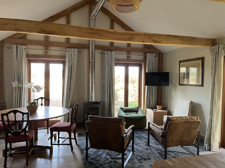 Beautiful Self-contained Annex With Own Entrance - Tetbury