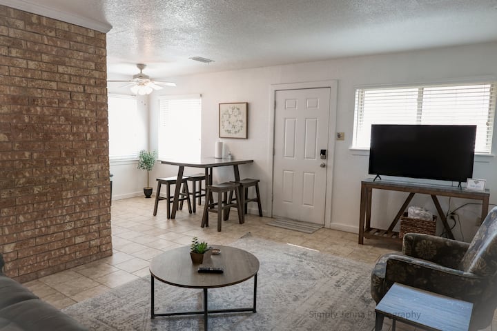The Cozy Companion - 12 - Abilene, TX