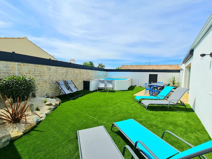 Gîtes De Groupe Jusqu'à 20 Pers Avec Piscine - Beauvoir-sur-Mer