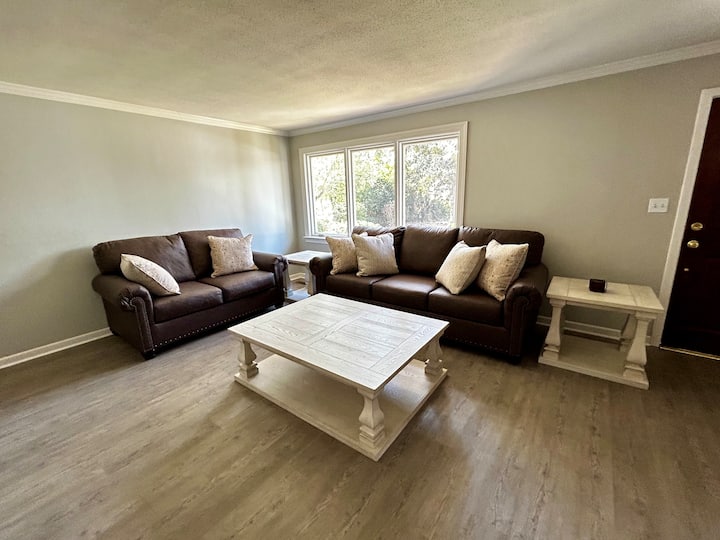 The Azalea House - Valdosta, GA