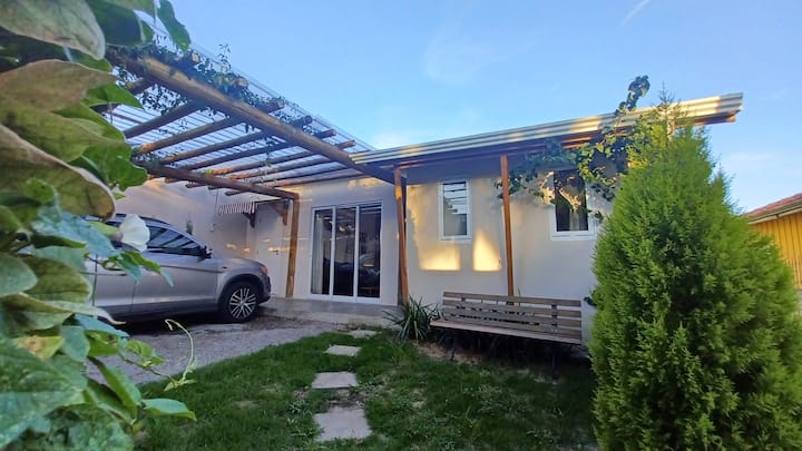 20 - Conforto Com Estilo No ÁGua Verde, C/ Garagem - Curitiba