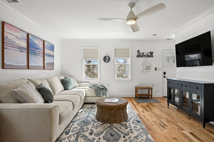Salt & Blue | Walk To Beach & Tyde •4br• Fire Pit - Milford, CT