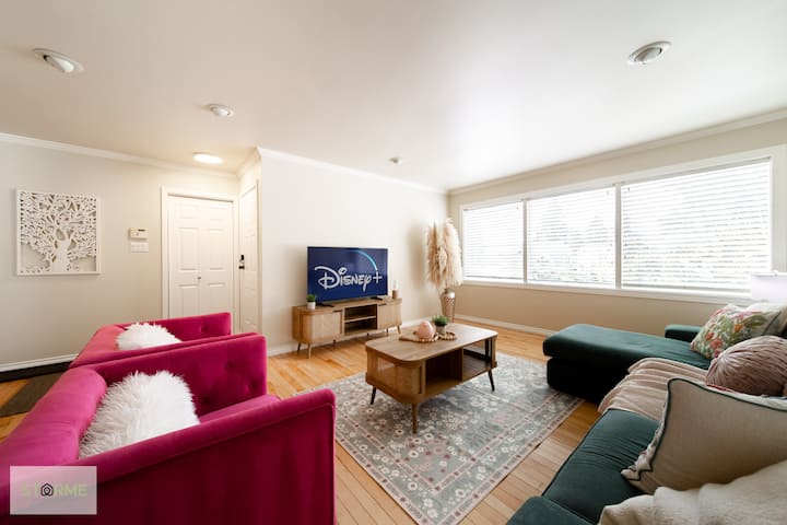 Stylish Rio Terrace Retreat|spacious 3bd Bungalow - Edmonton
