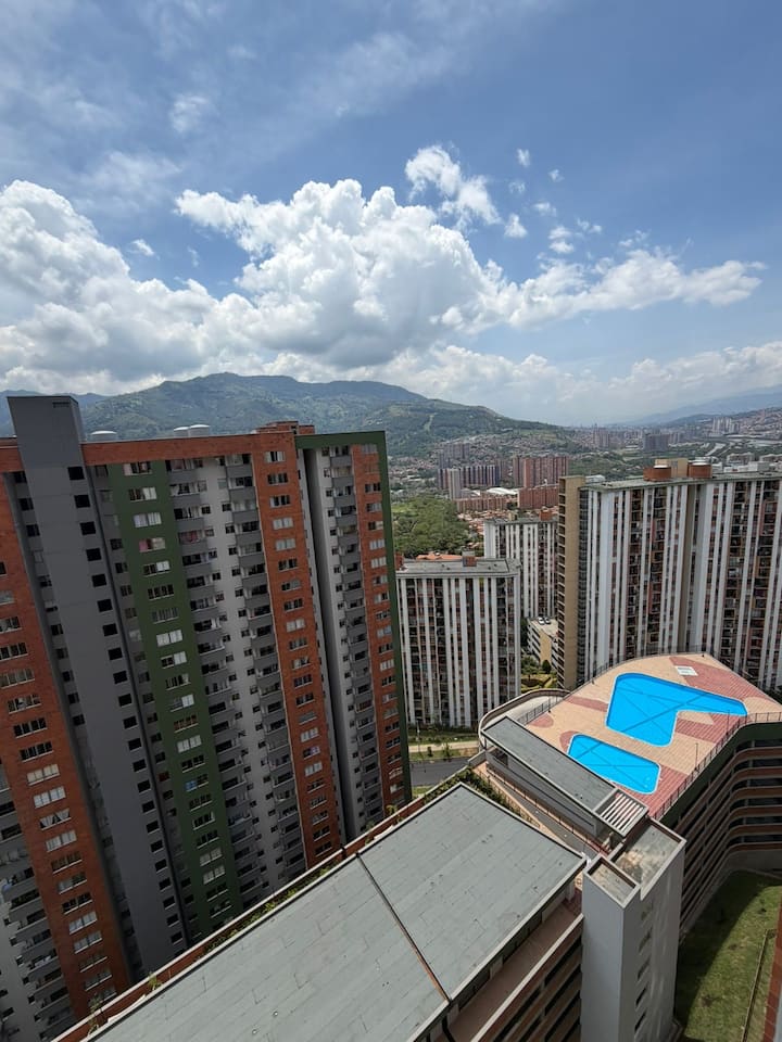 Apartamento En Bello, Antioquia. Planta 22. - Copacabana