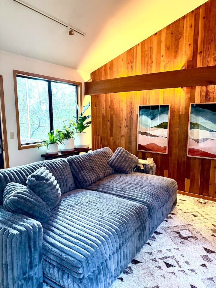 House Of Luxury And Light In The Hills - Springfield, OR