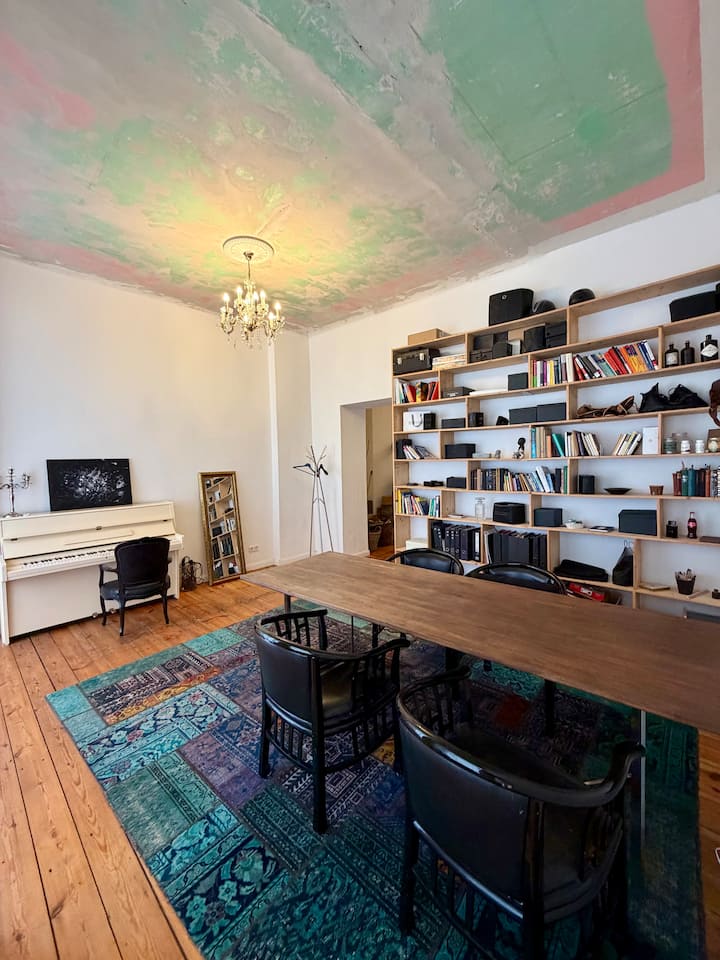 Schöne Altbauwohnung - Kamin & Klavier - 6 P. - Berlin Tegel Airport (TXL)