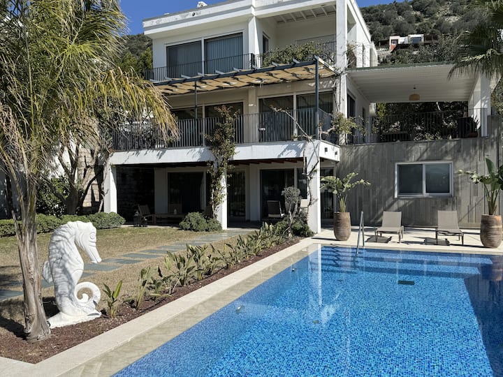 Bodrum Merkez'de ÖZel Havuzlu Lüks Villa - Bodrum