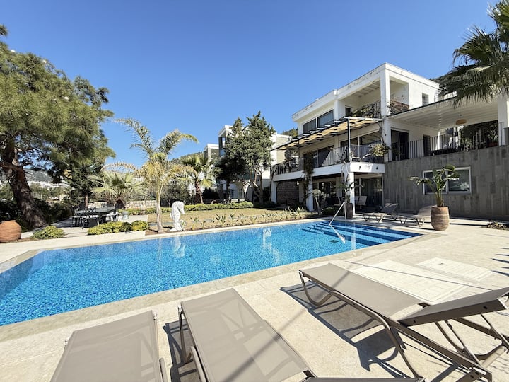 Bodrum Merkez'de ÖZel Havuzlu Lüks Villa - Bodrum