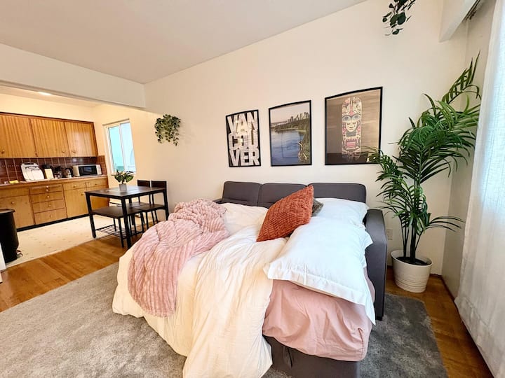 Kitsilano Beach Retreat | 10 Min Walk To Sand - Vancouver