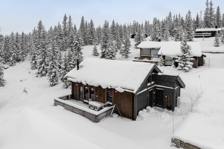 Hytte På Sjusjøen Med Sentral Beliggenhet - Norway