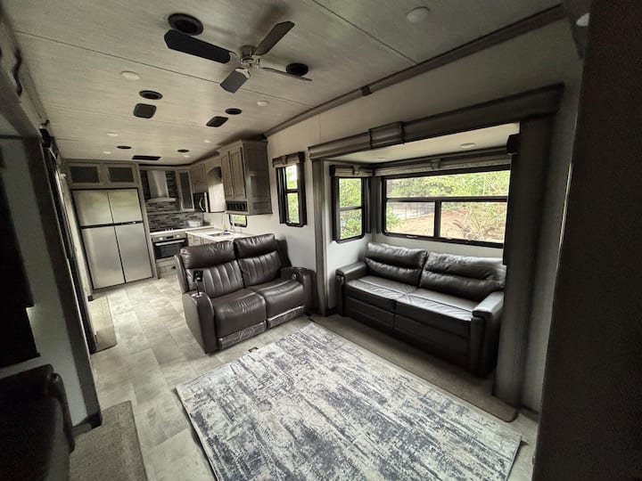 Hidden Orchard Retreat Private & Cozy - Ripon, CA