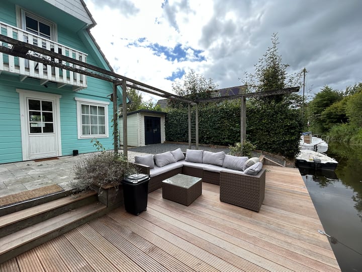 Big Family House (12 P) By The Lake - Groningen