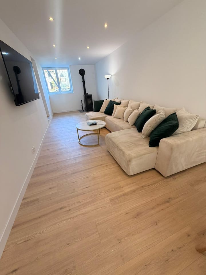 Maison Rénovée 3 Ch - Confort, Calme Et Spacieuse. - Meuse