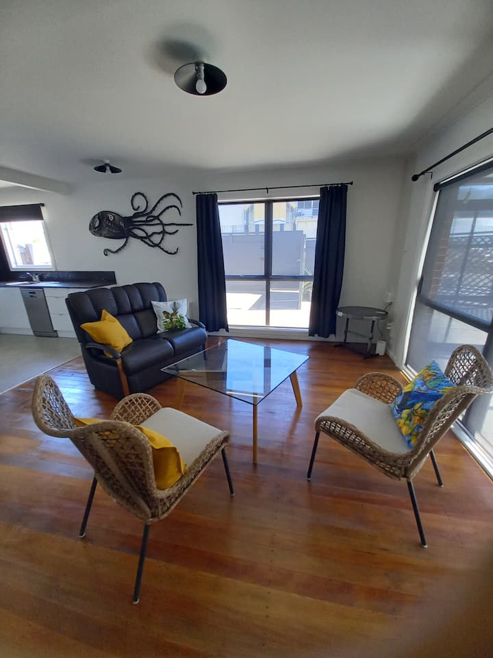 Octys Place - Picton