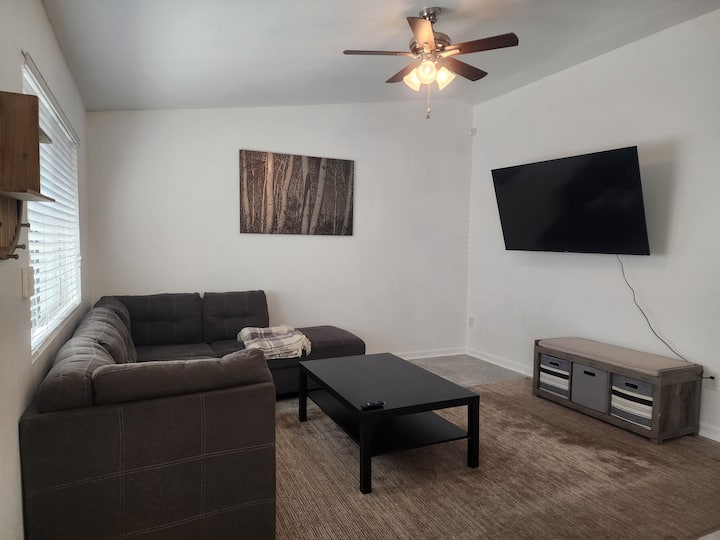 Charming Tempe Townhouse - Tempe, AZ