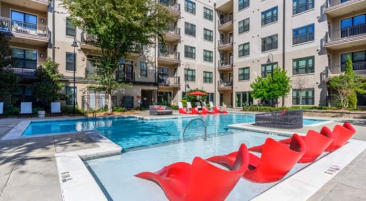 Stylish 2br 2ba Retreat In The Heart Of Atlanta - Atlanta
