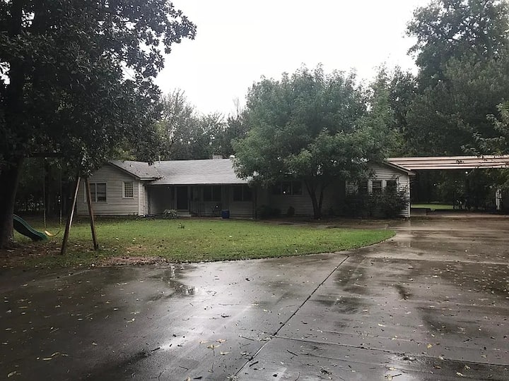 Switzer Game Day Homestead - Norman, OK