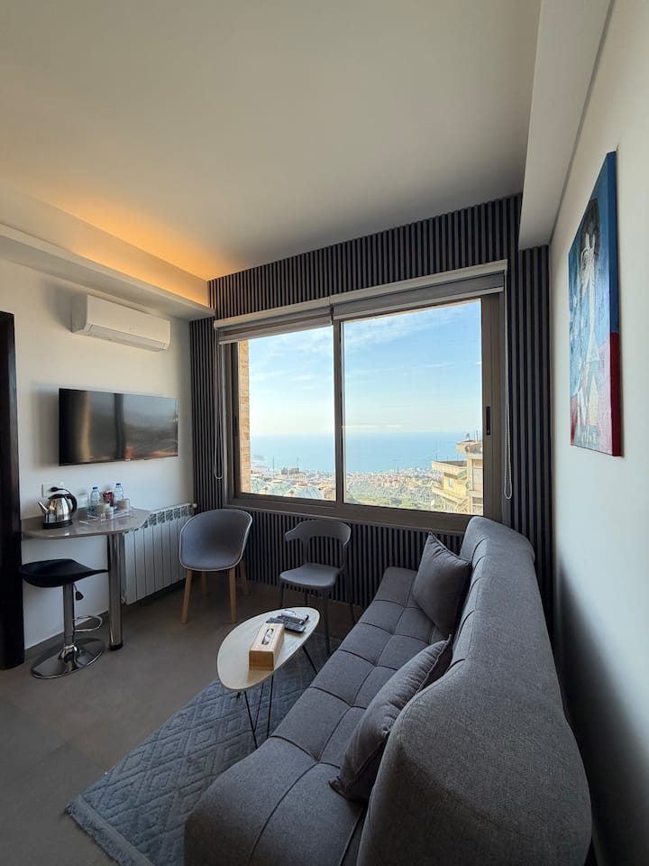 Bright Sea View Studio Broumana Center - Libanon