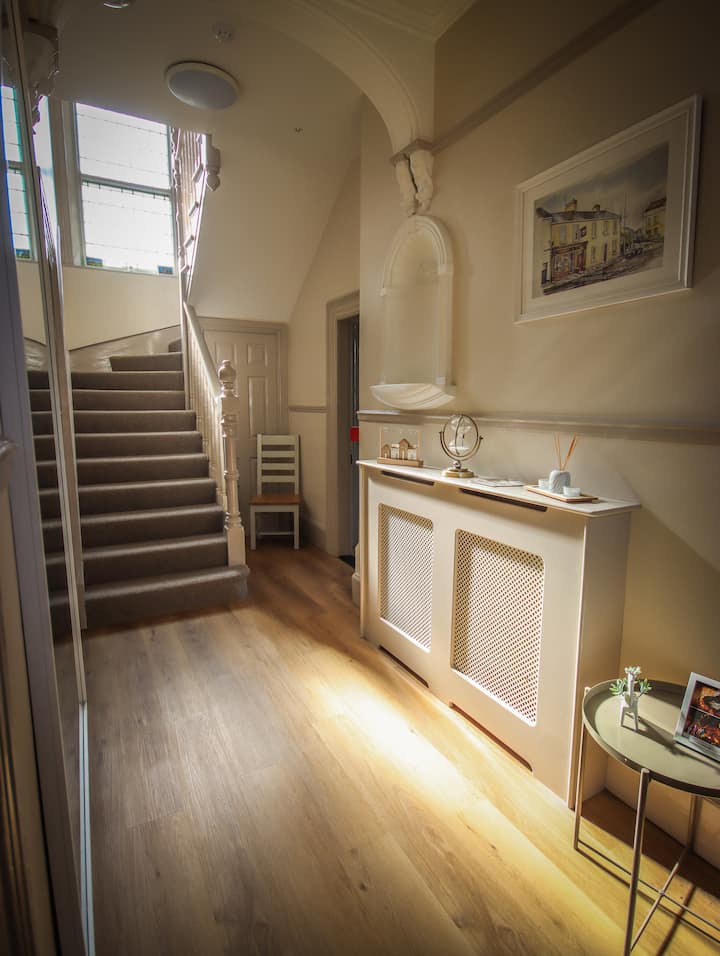 East Bridge House - Enniskillen