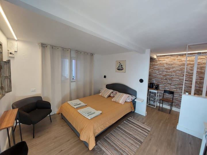 Gateway On The Sea Cinque Terre - Vernazza