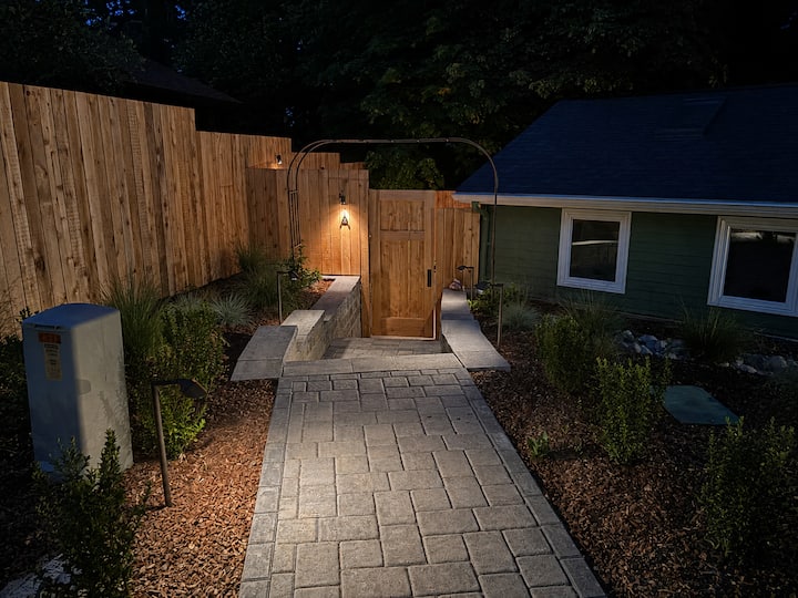 Fircrest Guesthouse - Steps From Hendricks Park! - Springfield, OR