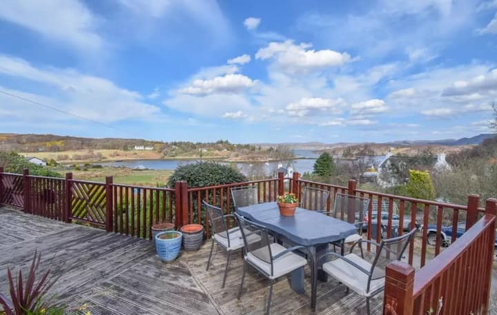 Cosy And Comfortable House With Stunning Sea Views - Skye