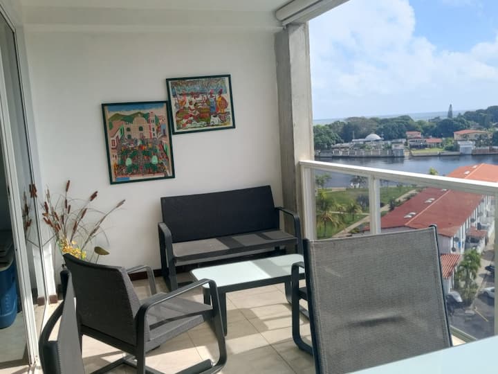 Relax Y Confort: Lindo Apto. En Puerto Encantado. - Venezuela