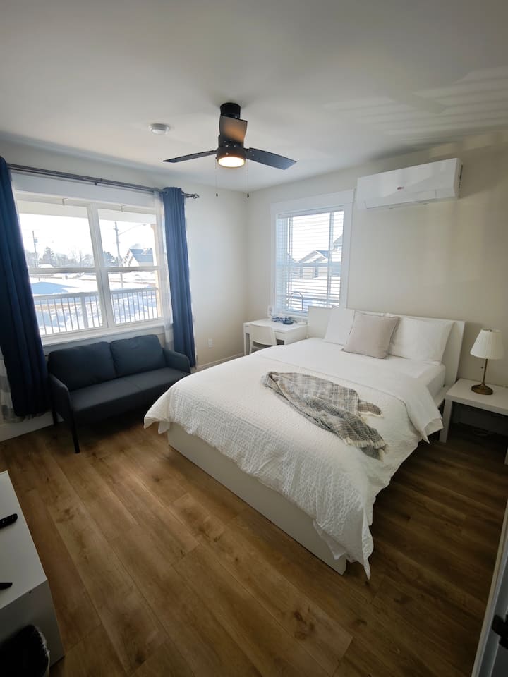 Birch Woods House Room 4 - Charlottetown