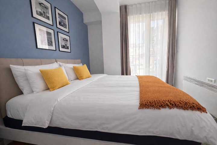 2 Apartments | Sleeps 8 | Perfect For Groups - North Macedonia