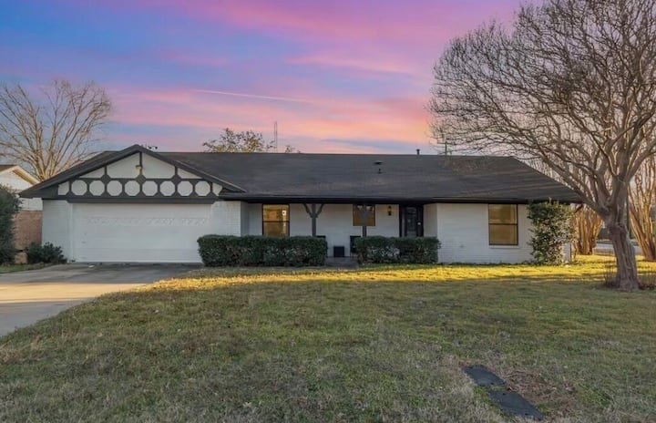 Cozy Home In Colleyville Near Dfw Airport - Roanoke, TX