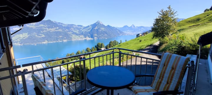 4 Pers, Panoramic Lake View, Balcony, Gardenplace - Emmetten