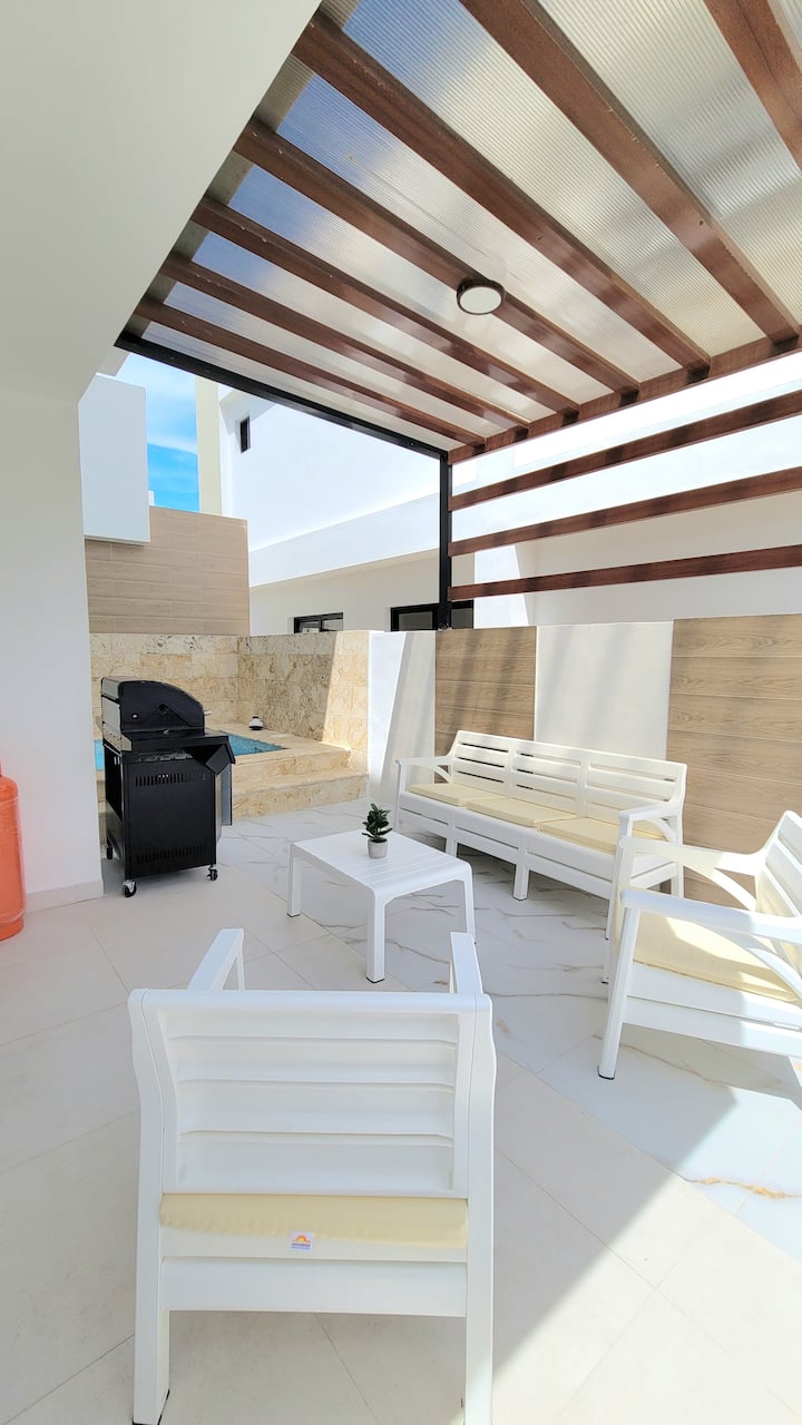 Villa Con Picuzzi Privada+bbq | 8 Min Del Aeropuer - Punta Cana